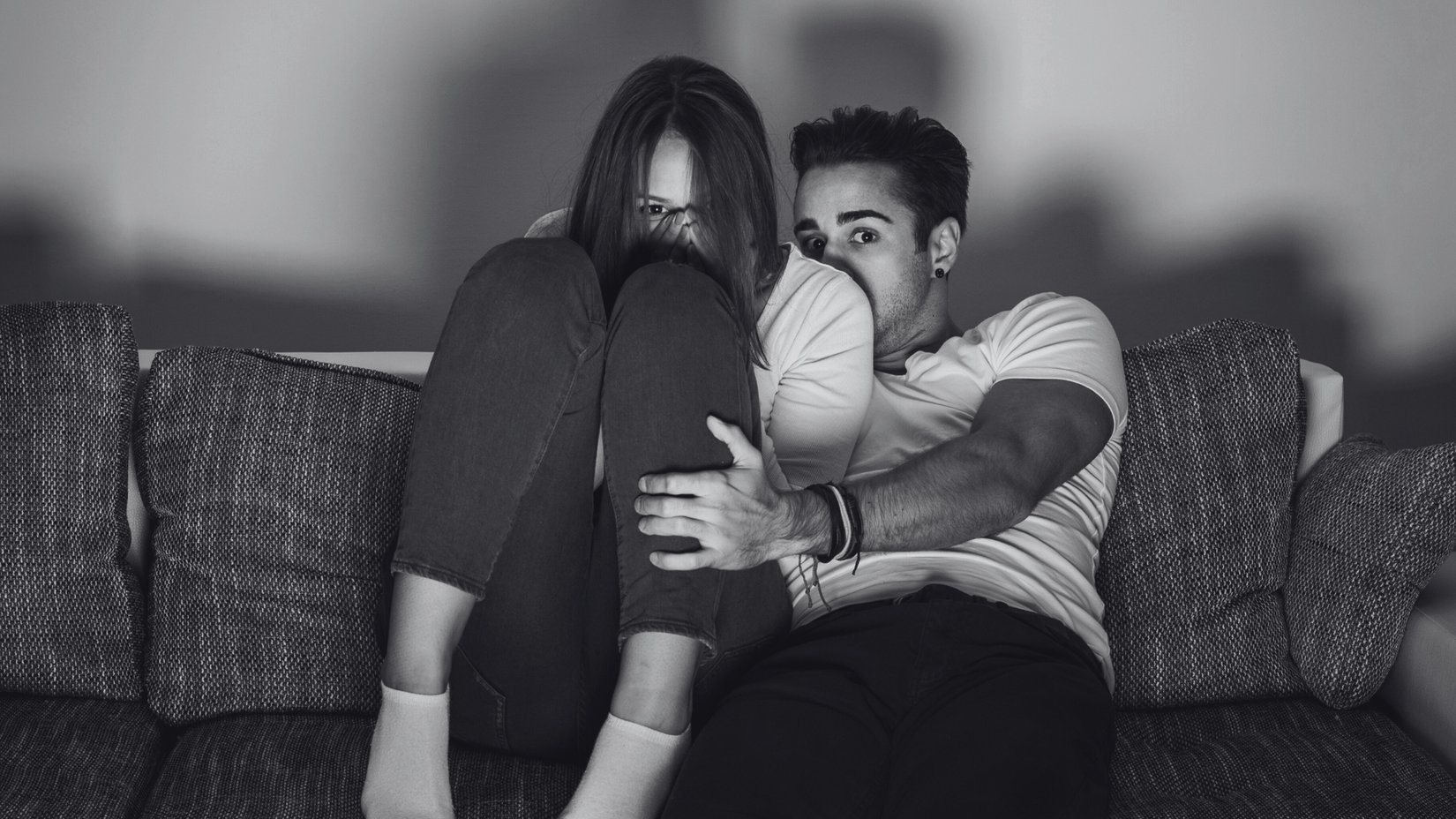 How Do You Build Suspense in a Horror Story: The Ultimate Narrative ...