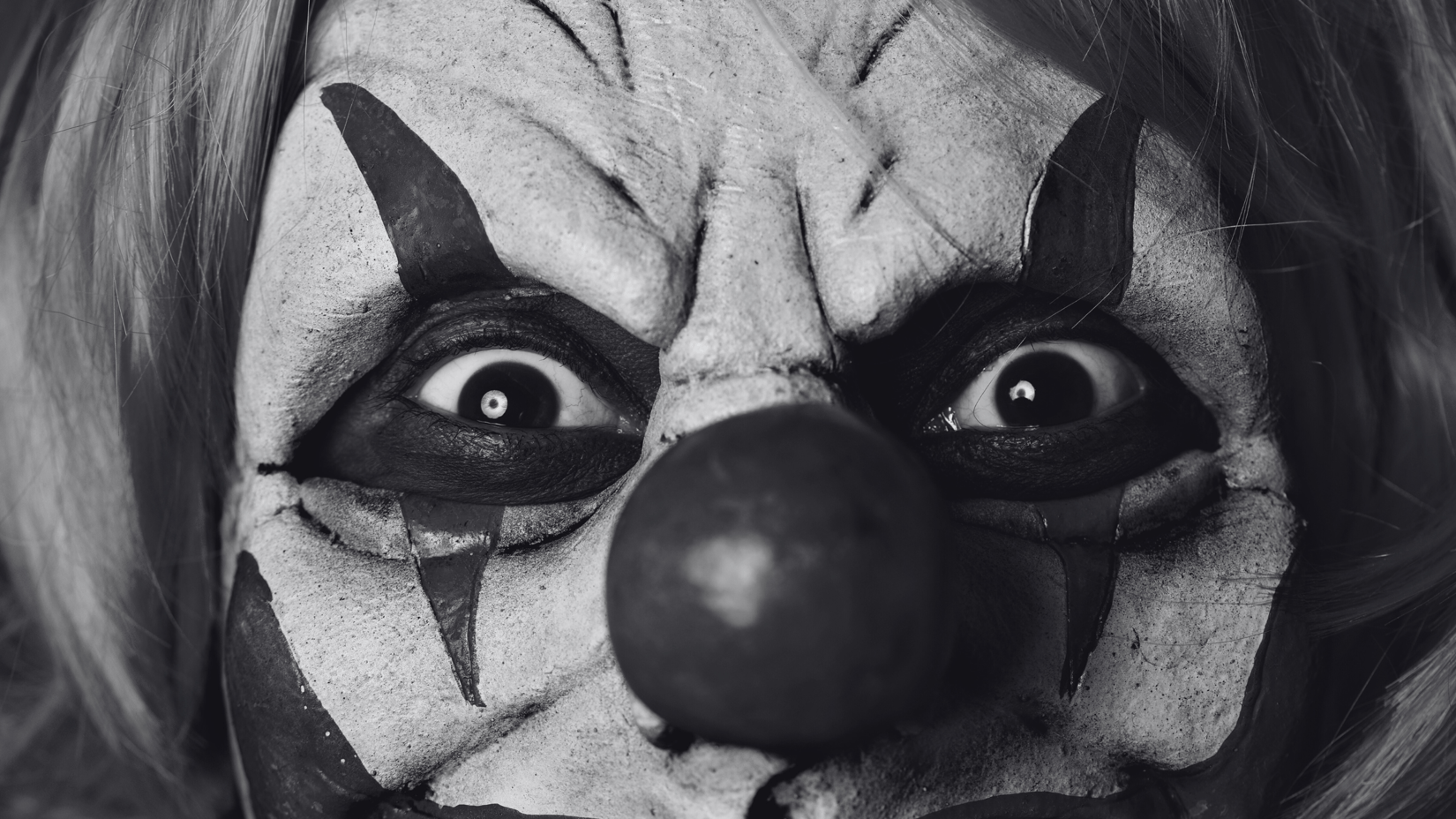 Why We Crave Horror Movies: In-Depth Analysis of Stephen King's Essay ...